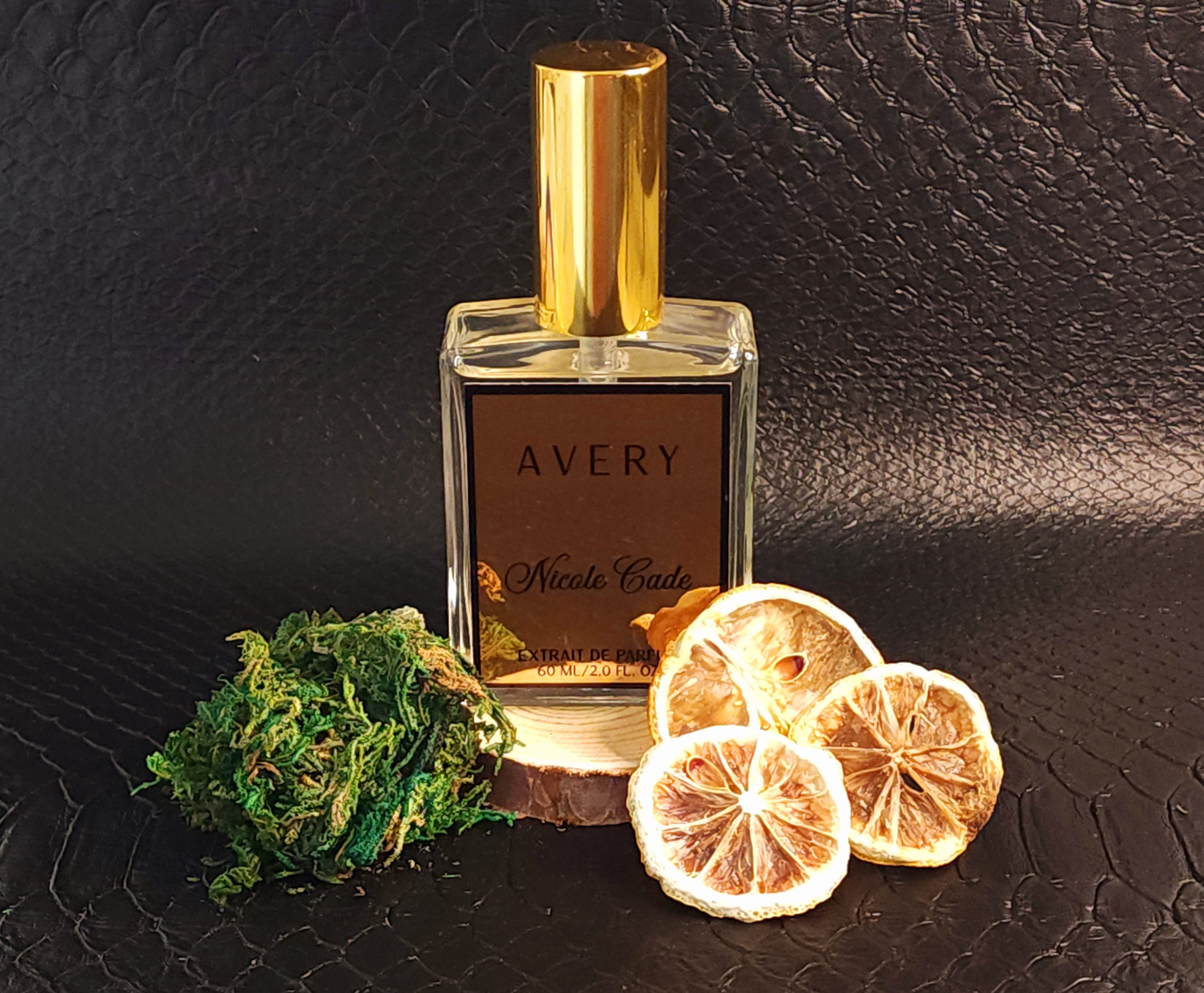 AVERY – Nicole Cade