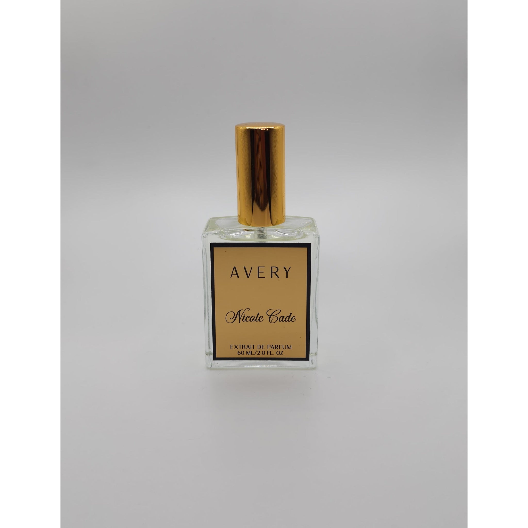 AVERY – Nicole Cade